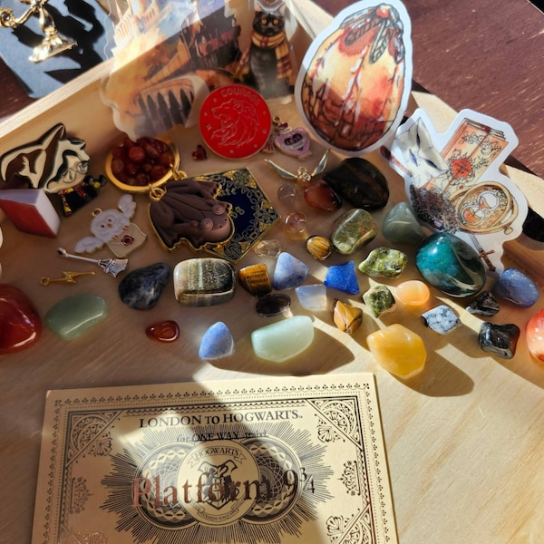 Wizarding Potter Themed Crystal Confetti Scoop / Wizarding World ...