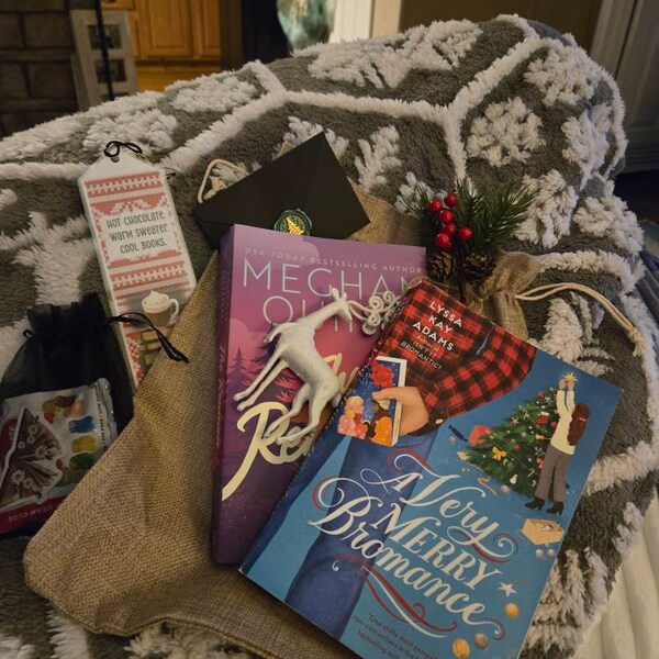 Blind Date With a Book, Exciting Book Bundles, Beautiful Bookish ...