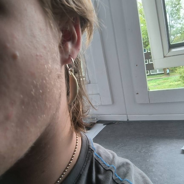 Keith Richards "wolf Tooth" Earring - Keef Rolling Stones Jewellery ...