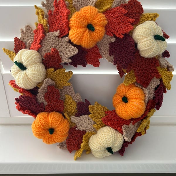 Autumnal Pumpkin Squash Wreath Knitting Pattern - Etsy
