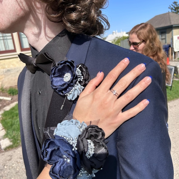 Pure White and Royal Blue Corsage or Boutonnière Set - Cerulean Blue ...