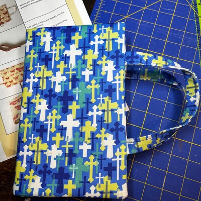 Book Bag Tutorial and PDF Pattern. Book Cover. Make for Any Size of ...