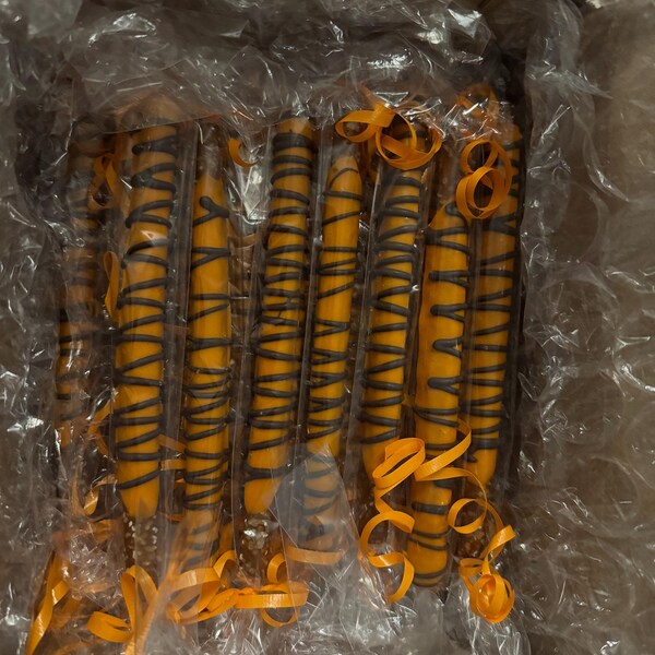 24 Tiger Themed Chocolate Covered Pretzels - Tiger Stripes Set of 24 - Etsy