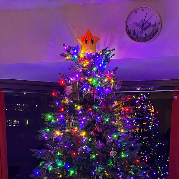 Joy-con Controller Inspired AirTag Holder + Fidget Toy – Clickable ...