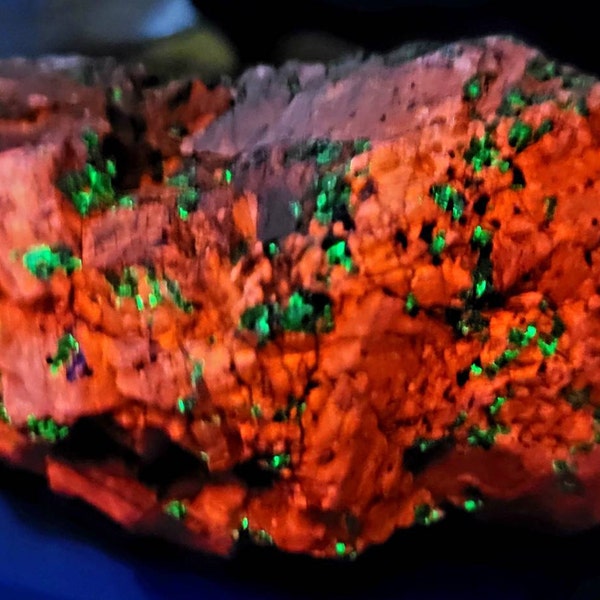 Willemite Calcite Franklinite UV Fluorescent Mineral Sample Sterling ...