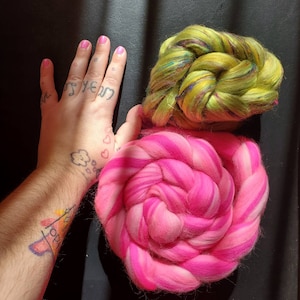 NEW TEXTURED Art Batt, Enchanted Spinning Batt, Dusty Pastel Merino ...