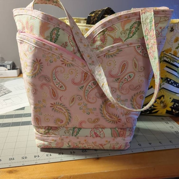 Sewing Pattern: PDF, Petal Pockets Purse, Tote & Cosmetic Bag, Pdf ...