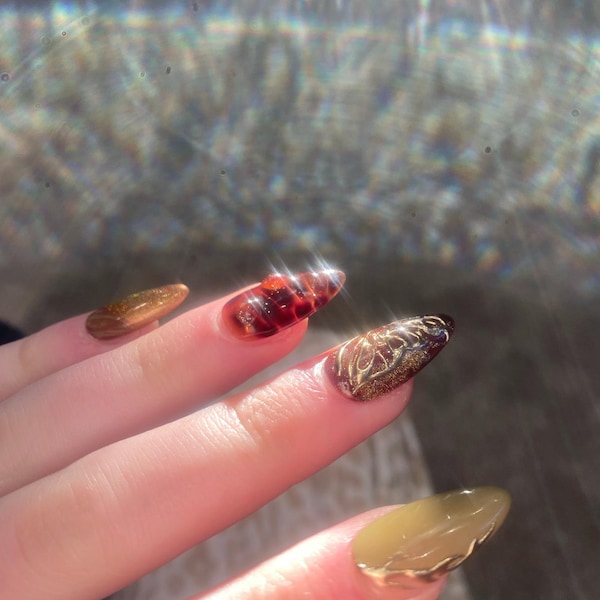 3D Sun Star Gothic Press on Nails Short Almond Nails/green Nails/gothic ...