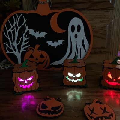 Desk Top Halloween Pumpkin With Easel - Etsy