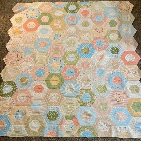 HUNTER'S STAR RUNNER Table Runner Pattern - Etsy