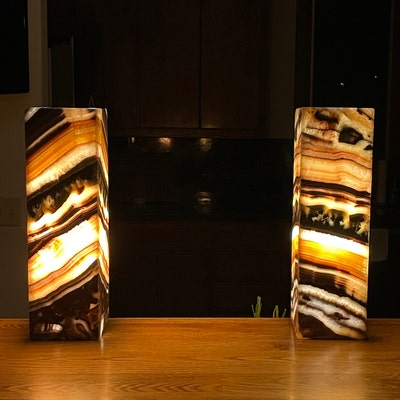 Bright Onyx Table Lamp 12, 14 & 16 A Cube of Light - Etsy