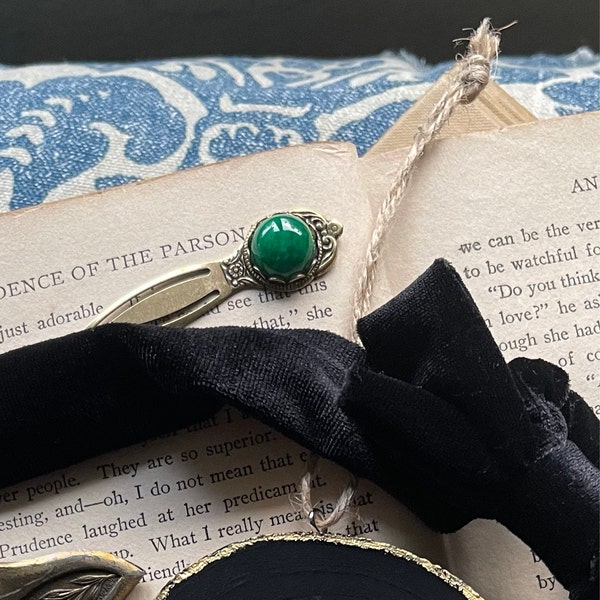 Glass Bookmark Book Mark Vintage Jade Green Glass Jewel Books Booklover ...