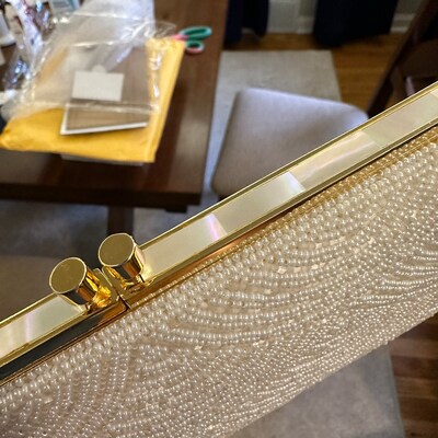 Vintage Stratton Compact With Madonna and Child Centerpiece, Stratton ...