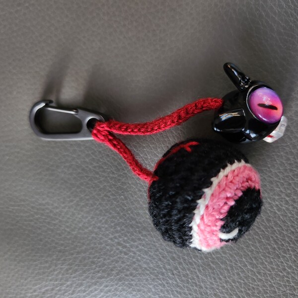 Halloween Crochet Keychain Eyeball and Brains Pattern - Amigurumi ...