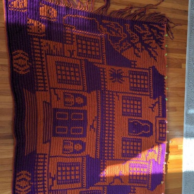 Haunted Hilltop Horror House Overlay Mosaic Crochet Pattern - Etsy