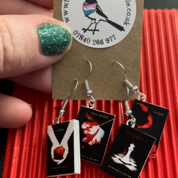 Miniature Book Earrings in Twilight Saga Style From "the Earring ...