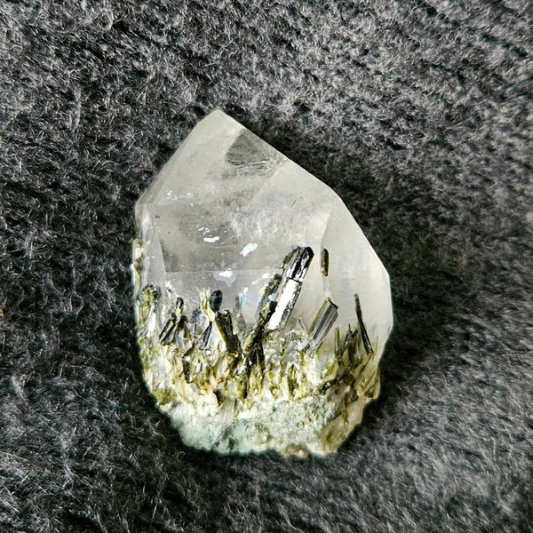 Diamond Quartz Cluster Perched on Calcite Matrix. 82 Grams - Etsy