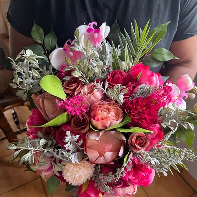 Floor Free Standing Arch Arrangement Aisle Flowers White Boho Pampas ...
