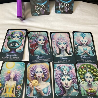 HALLOWEEN Deck the SPOOKY SEASON Oracle Mystical Halloween Tarot love ...