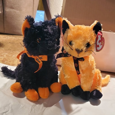 TY Beanie Baby howl the Wolf. New, Never Played With. Stored in a Smoke ...