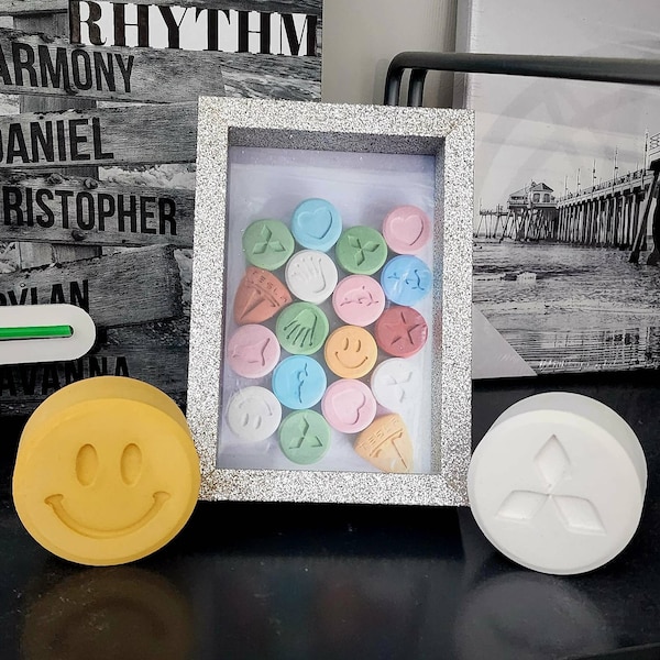 Heart Ecstasy Paperweight, Pingas, Pills Art, MDMA, Molly, Techno ...