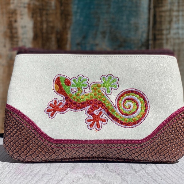 Gecko Embroidery Design. Lizard Embroidery Pattern. Machine Embroidery ...