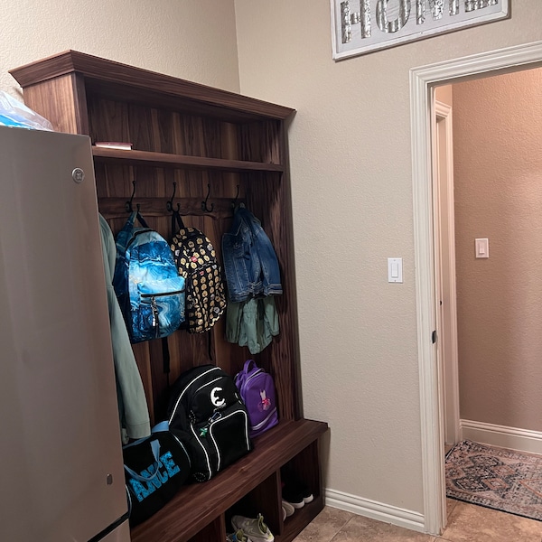Traditional Style Hall Tree | Mudroom/entryway/hall/laundry Furniture ...