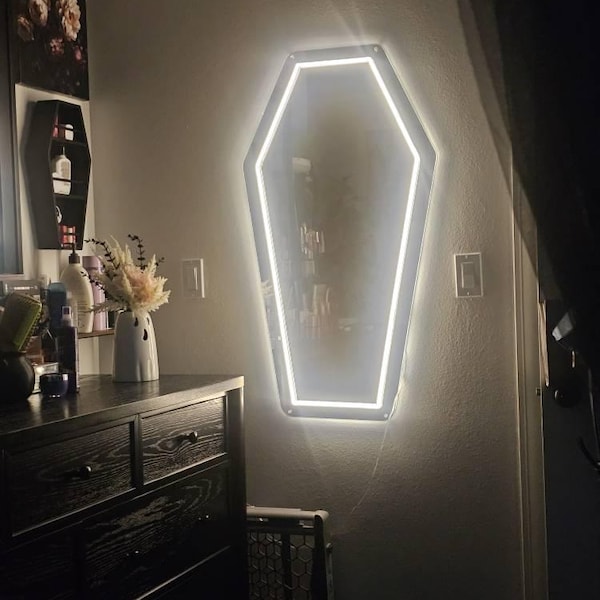 Custom Gothic Name Neon Sign, Old English Font Sign, Custom Name Neon ...