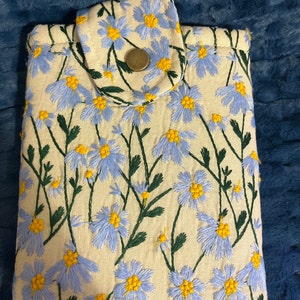 Blue Beige Daisy Embroidered Book Sleeve, Kindle Sleeve, Ereader Cover ...