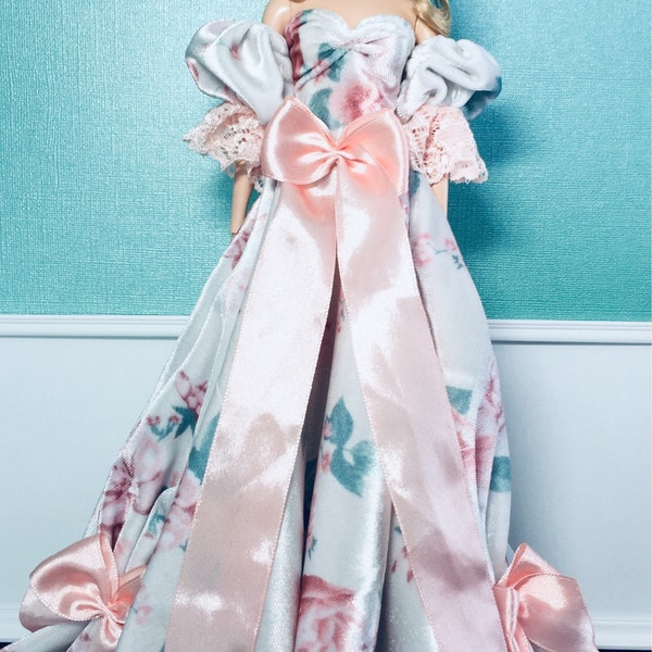 Historical Dress in the Style of Bridgerton for 16" Tonner Dolls Cami ...