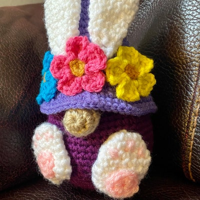 Easter Crochet Pattern Bunny Keychains With Crochet Flowers, Crochet ...