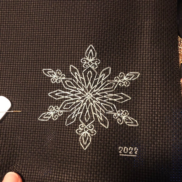 Queen Elizabeth's Bible Cover Lace – Blackwork Pattern, Needlepoint ...