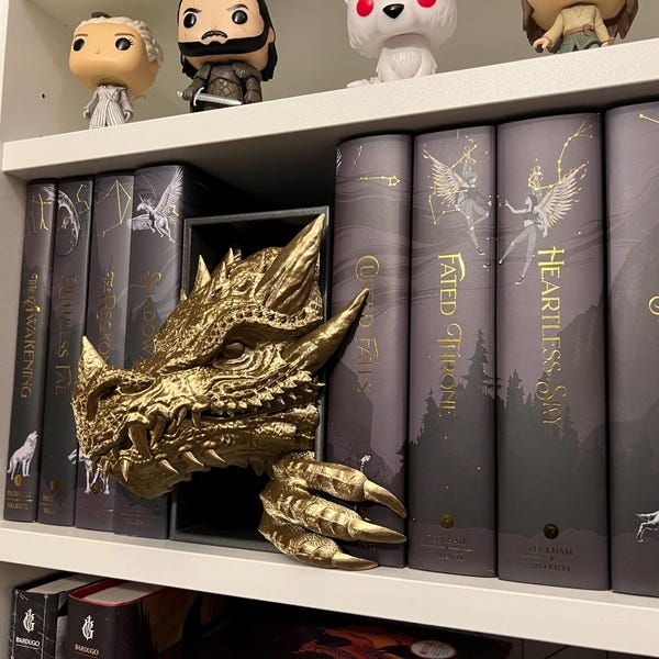 Dragon Book Nook Set: Fantasy Bookshelf Decor - Etsy