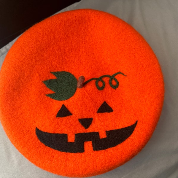 Pumpkin Beret, Pumpkin Hat, Halloween Hat, Halloween Gift, Handmade ...
