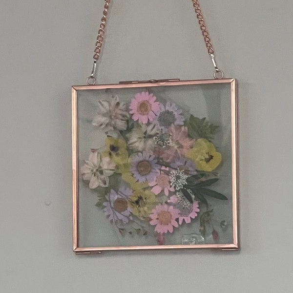 DIY Pressed Flower Frame Art Kit: Make Your Own Herbarium Art Floating ...