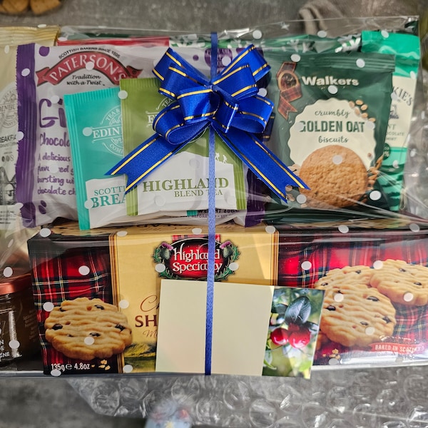 Irish Gift Hamper | Ireland Snack Gift | Gift Box From Ireland | Irish ...