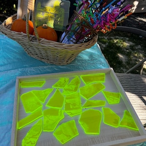 Bruno Vision Puzzle LED Display Stand - Etsy