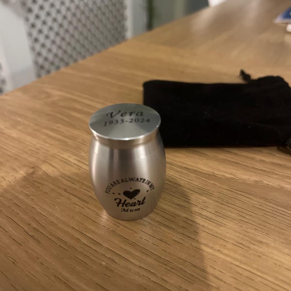 Personalized Mini Urn, Cremation Urns, Funeral Urns, Small Urn, Child ...