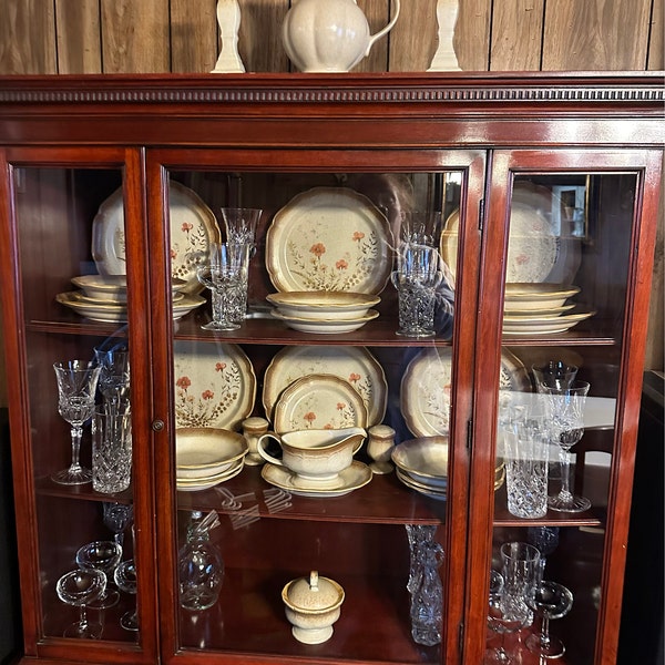 Vintage Contemporary Fine China by Noritake, Carolyn Pattern Number ...