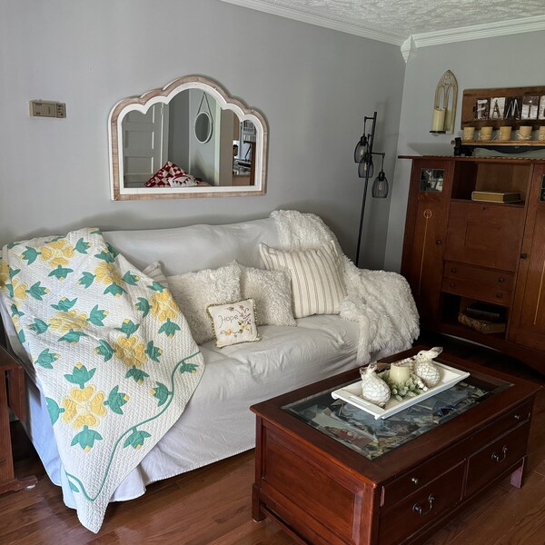 Circa 1910 and Red on White Basket Quilt - Etsy