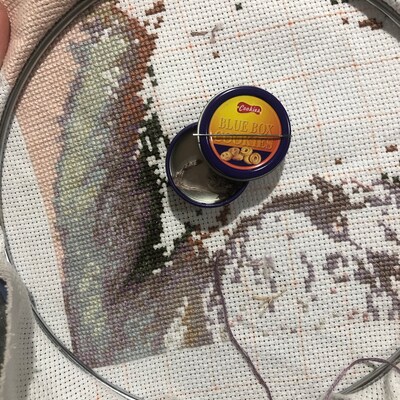 Needle Minder Blue Box Cookie Tin Ort Container - Etsy