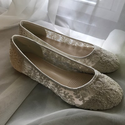 Ivory Lace Round Toe Flats With BACK PEARLS, Women Lace Shoes, Bridal ...