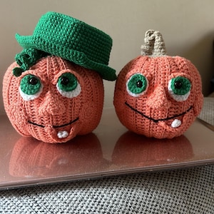Crazy Pumpkin Crochet Pattern/ Pumpkins in a Hat for Halloween ...