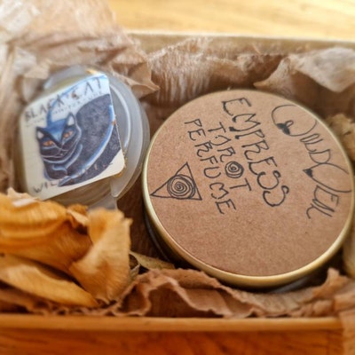 Kyphi Natural Perfume. Egyptian Temple Incense Scent. Botanical ...
