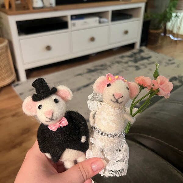 Bride and Groom Wedding Mice Couple Wedding Gift, Wedding Cake Topper ...