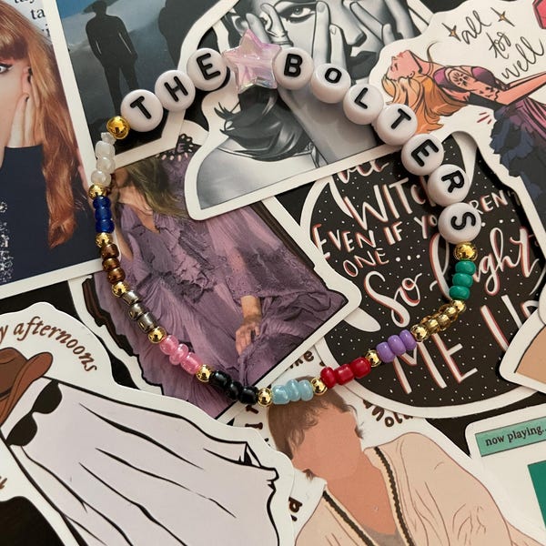 SHORT ‘N SWEET Bracelet / Sabrina Carpenter / Pearls and Bows ...