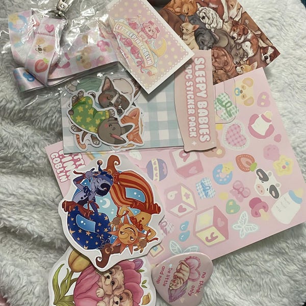 Smiling Friends HQ Shaker Charm House Cartoon Critters Acrylic Keychain ...