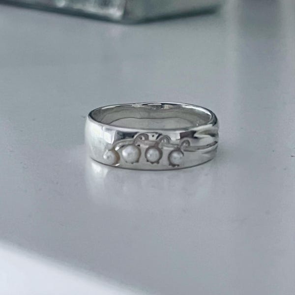 Helia Ring, Lozenge-cut Ring, Wedding Ring, Engagement Ring, Statement ...