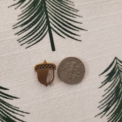 Acorn Enamel Lapel Pin Badge / Autumn Fall Inspired Soft - Etsy