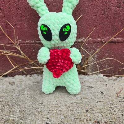 Quick Plushie Amigurumi Pattern Alien - Etsy